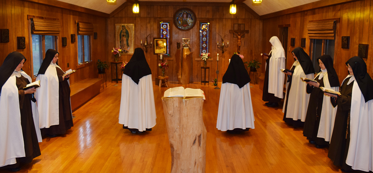 Carmelite Nuns Praying